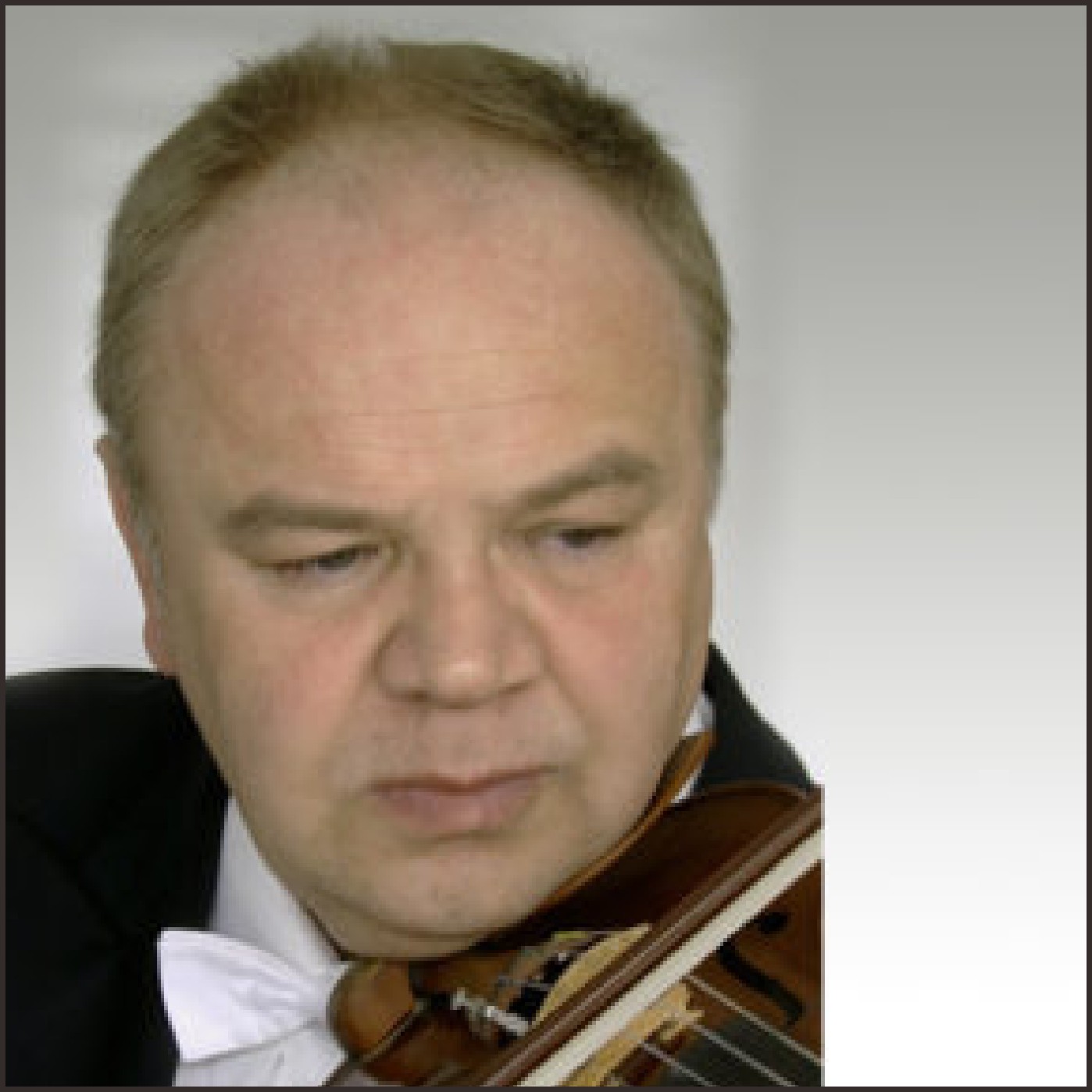 Edward Zienkowski – 香港國際弦樂公開賽